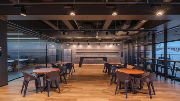 CAMP BURTLE ｜ WORKS ｜ 河口佳介＋K2-DESIGN